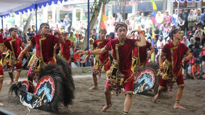 Kesenian Khas Kabupaten Sleman, Jathilan Sleman - Penelitian Pariwisata